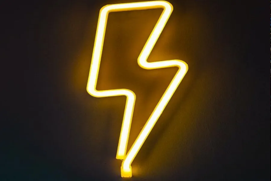 6 Essential Neon Sign Trends for 2022